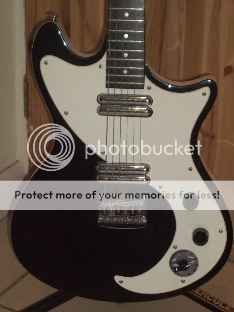 SOME PICS! FS Schecter TSH1, Ibanez Roadster fretless bass, CSL Les ...